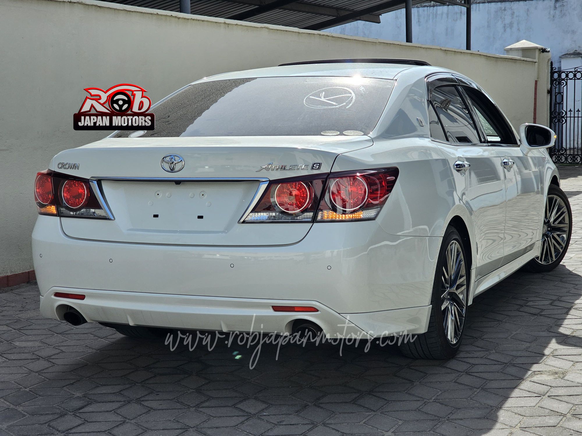 TOYOTA CROWN ATHLETE S | Rob Japan Motors