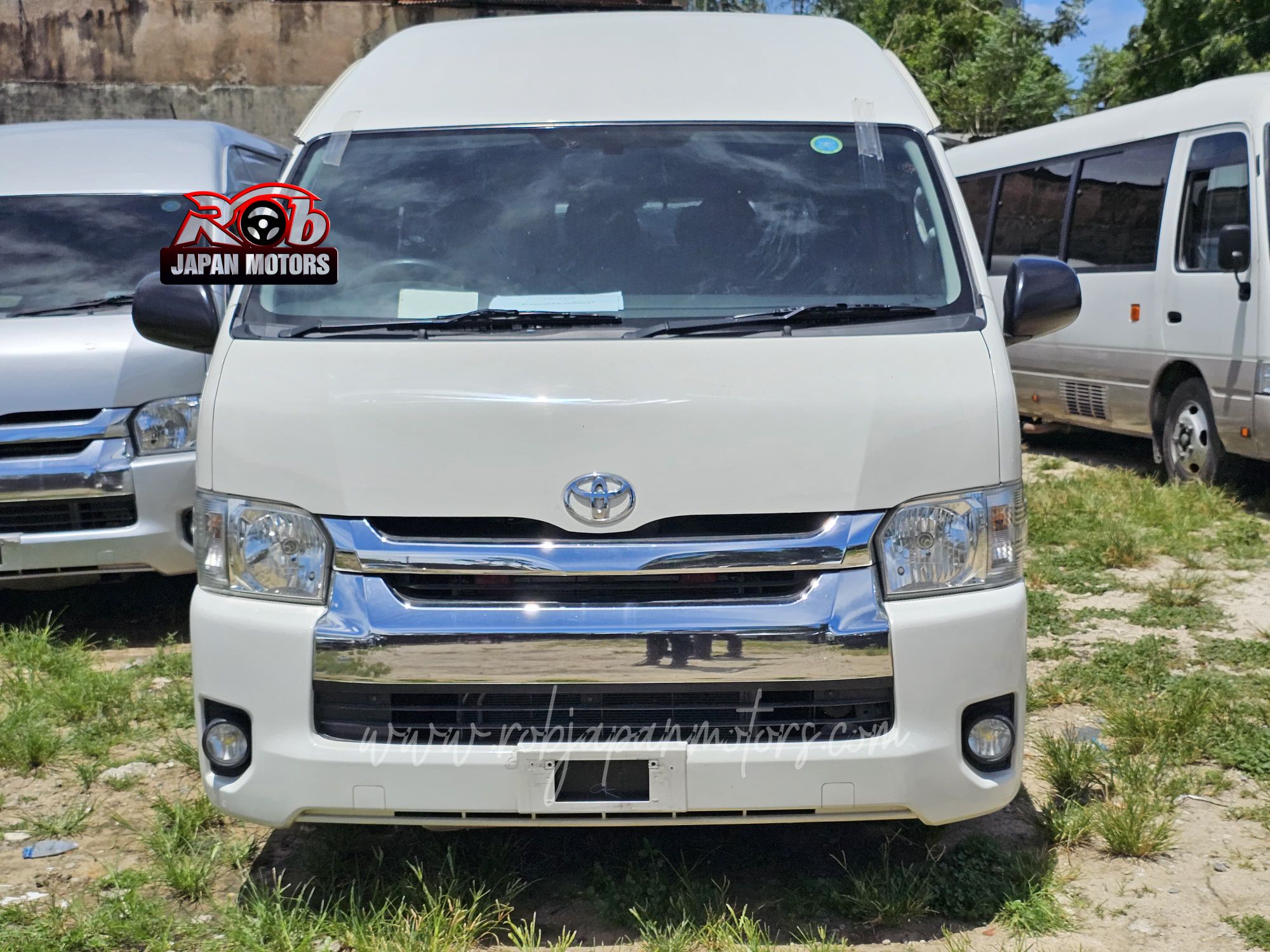 TOYOTA HIACE COMMUTER 9L | Rob Japan Motors